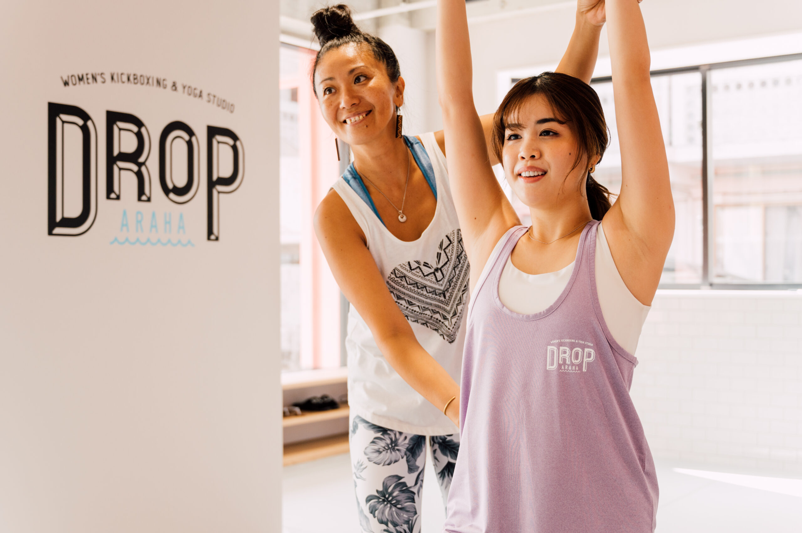 ヨガのダイエット効果を詳しく解説！沖縄・北谷のヨガスタジオDROP ARAHAの特徴も > DROP ARAHA